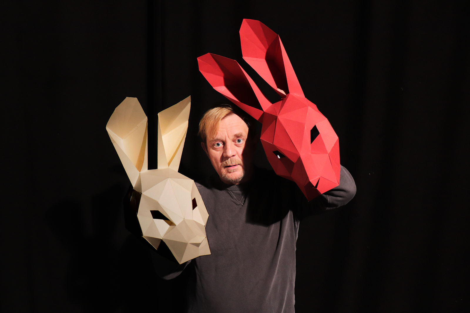 White Rabbit Red Rabbit #4 - Jatka78